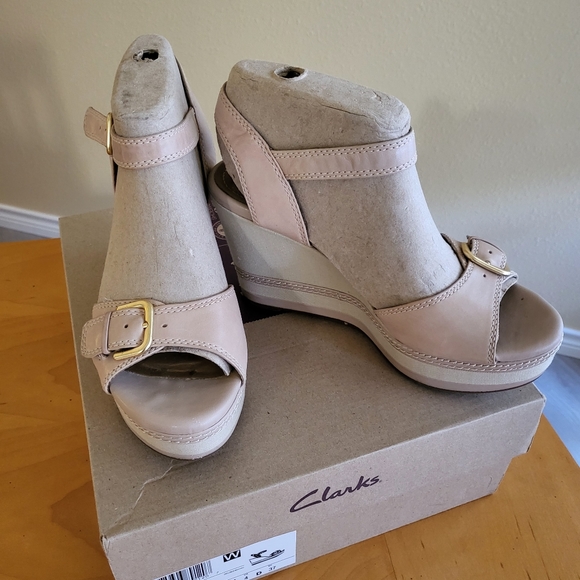 Clarks | Shoes | Clarks Nude Platform 65m | Poshmark